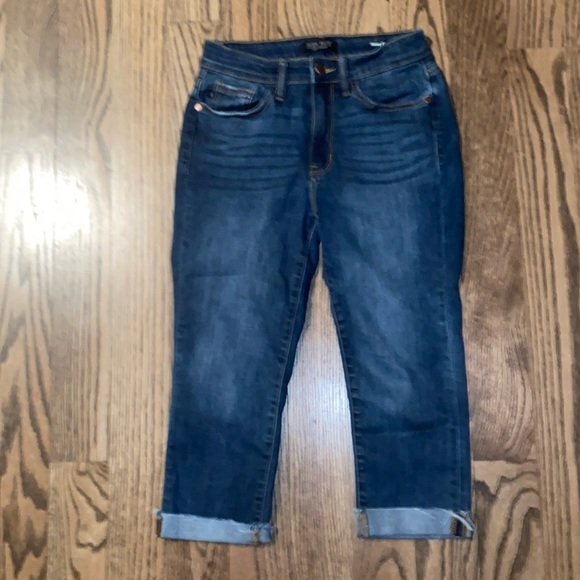 Judy Blue | Pants & Jumpsuits | Judy Blue Skinny Fit Capris | Poshmark